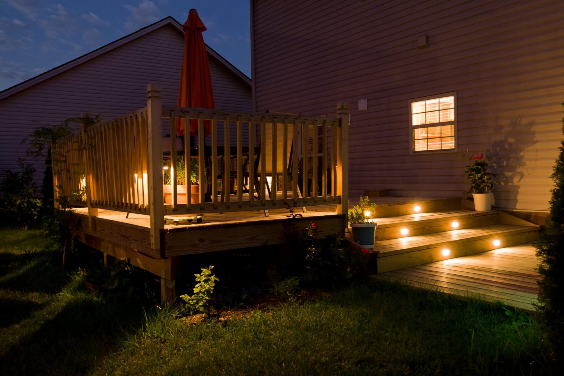 Outdoor Pot Light Installation Services in Toronto - Outdoor Potlights ...