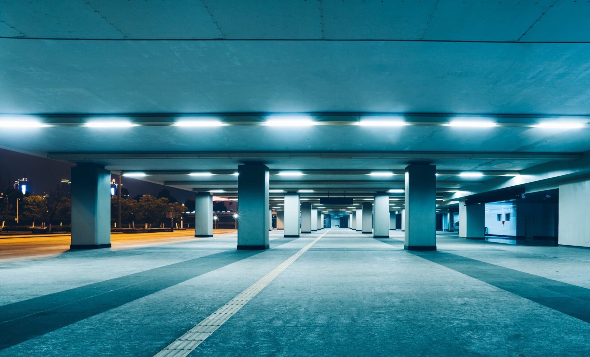 Commercial Lighting - Outdoor Potlight